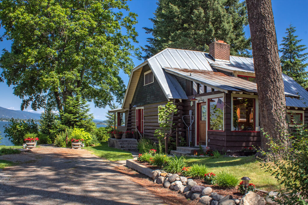 #31 The Sleep Family Cabin - Sleeps Cabins